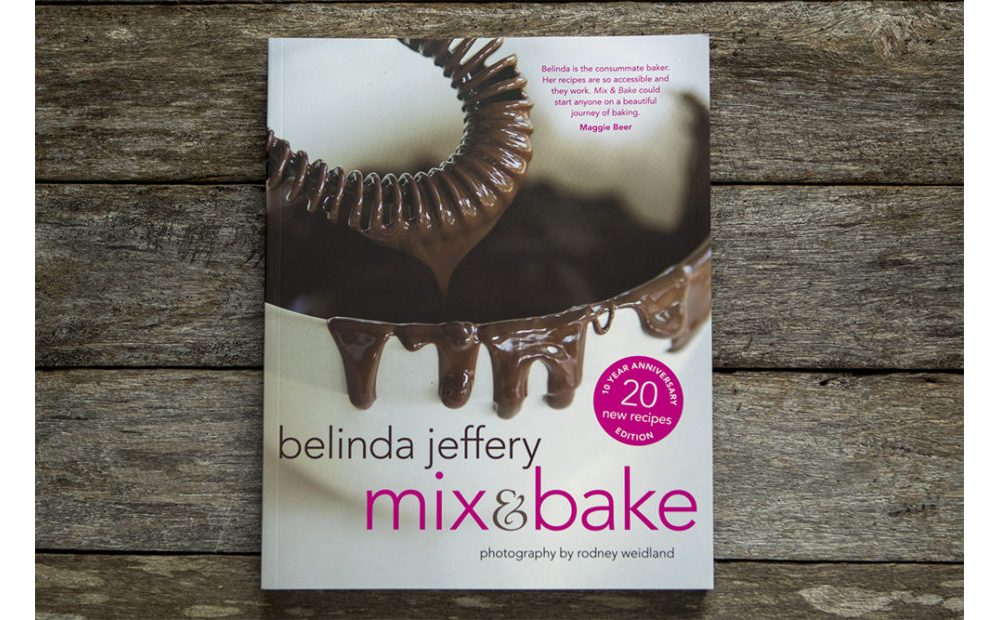 Mix & Bake — Belinda Jeffery